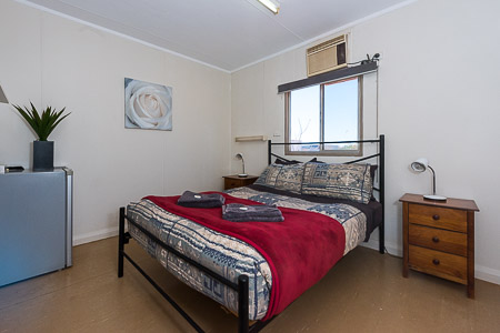 Packsaddle Roadhouse Accommodation | Corner Country, Australia ...